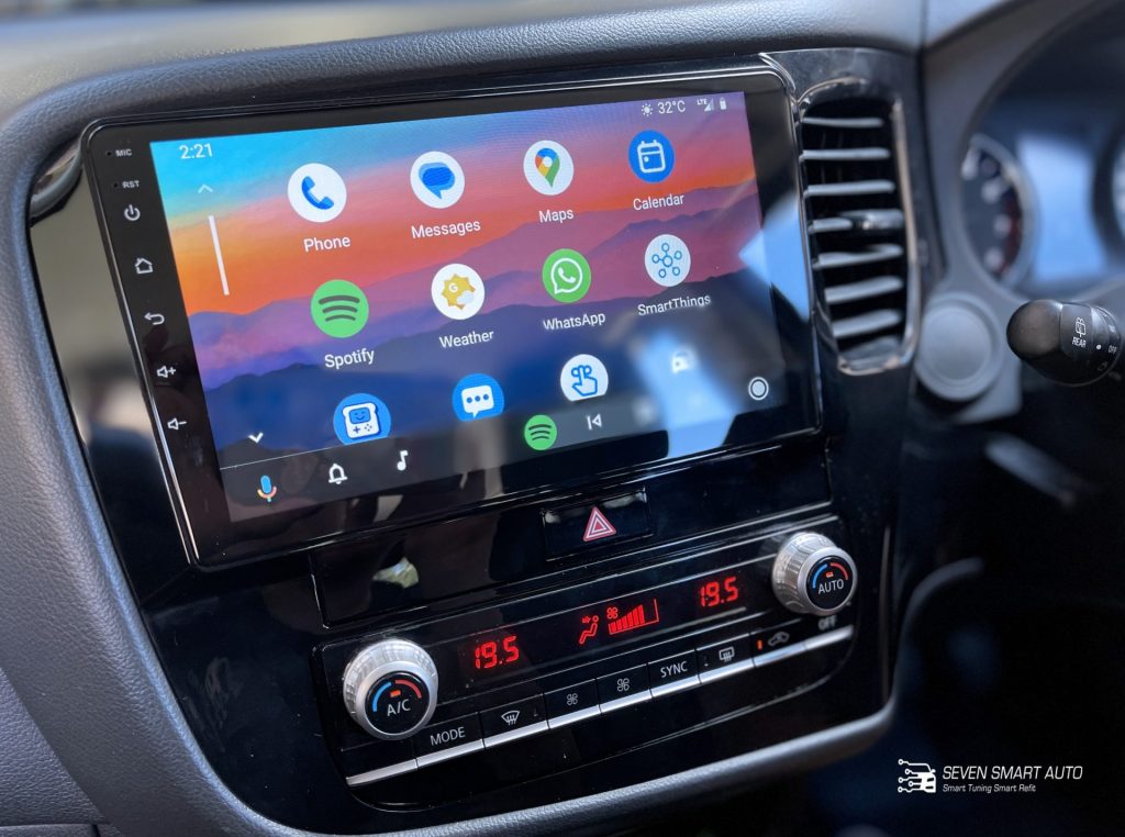 Nakamichi Mitsubishi Outlander 13-21 CarPlay Android Auto Infotainment ...
