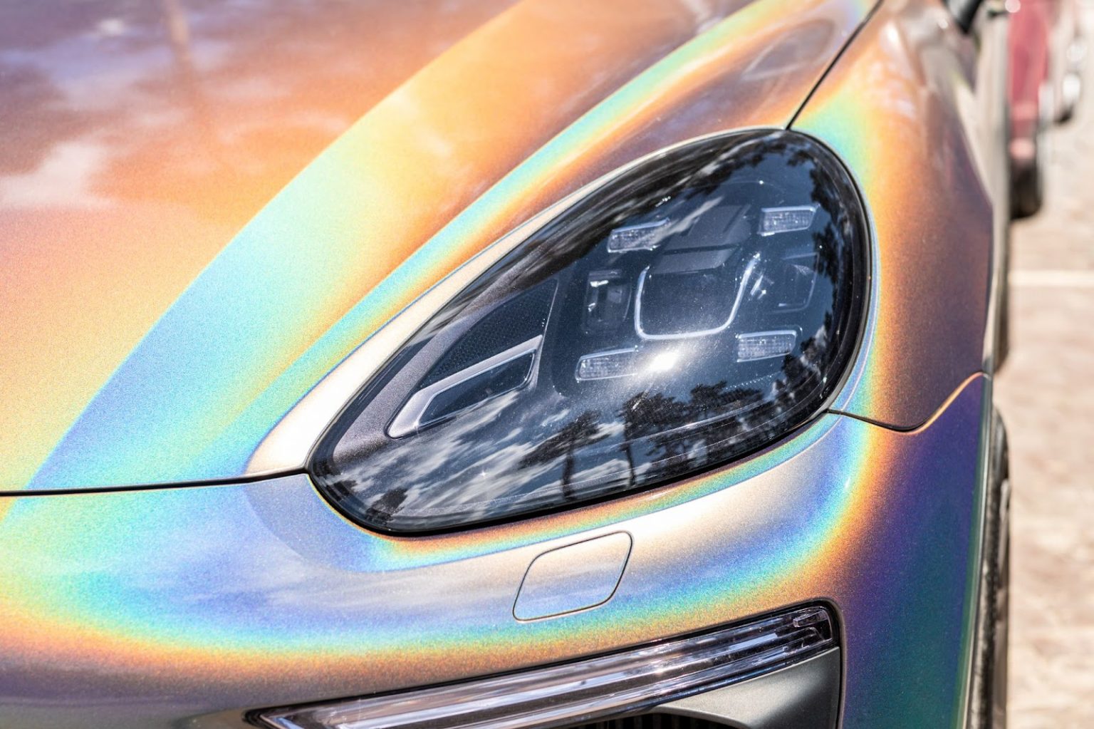 Comprehensive Guide to Wrapping a Car vs Painting | Seven Smart Auto