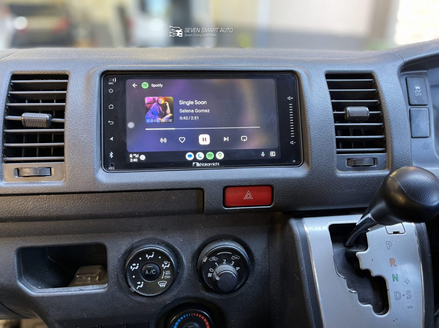 Nakamichi Toyota HiAce 05-18 Infotainment Wireless CarPlay Android Auto ...