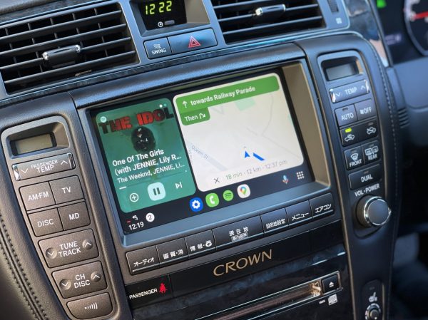 Toyota Crown (12th Gen, Athlete / Royal Saloon) Wireless CarPlay ...
